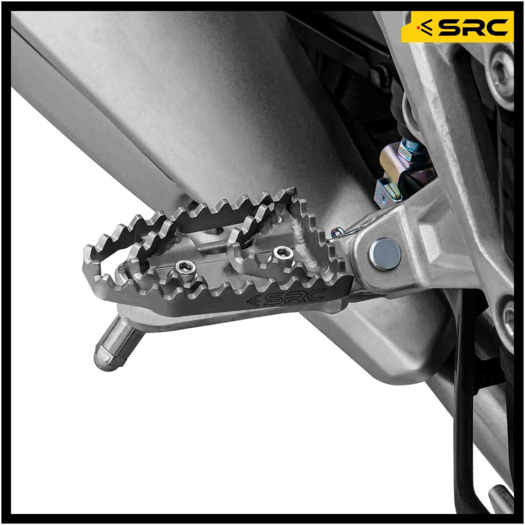 WIDE FOOT PEG SRC FOR HONDA CB500X /NX500 / Y.2013 – 2025 - SRC THAILAND